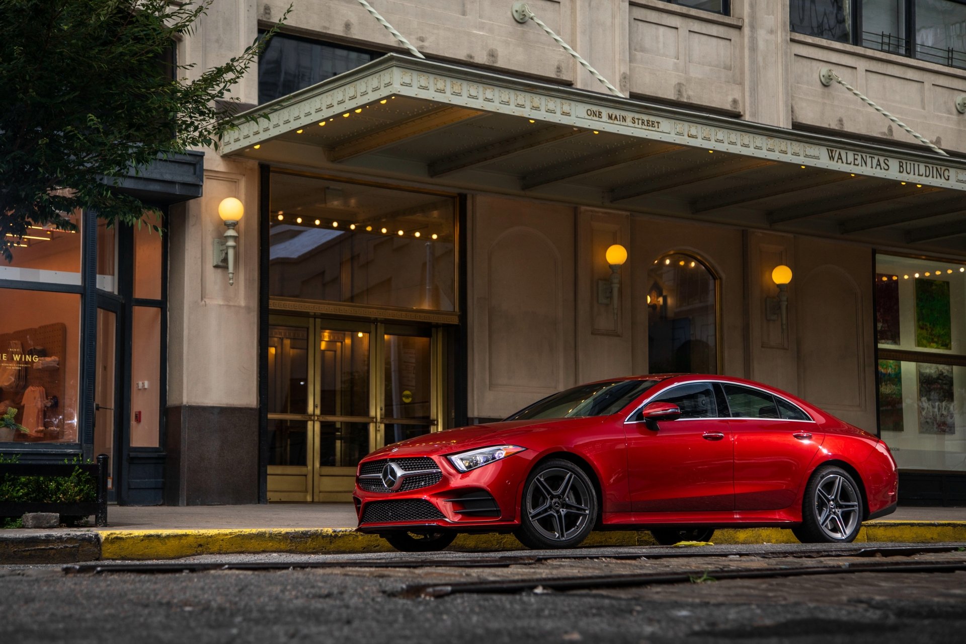 Mercedes-Benz CLS-Class 4K Ultra HD Wallpaper – Sleek Urban Luxury Car