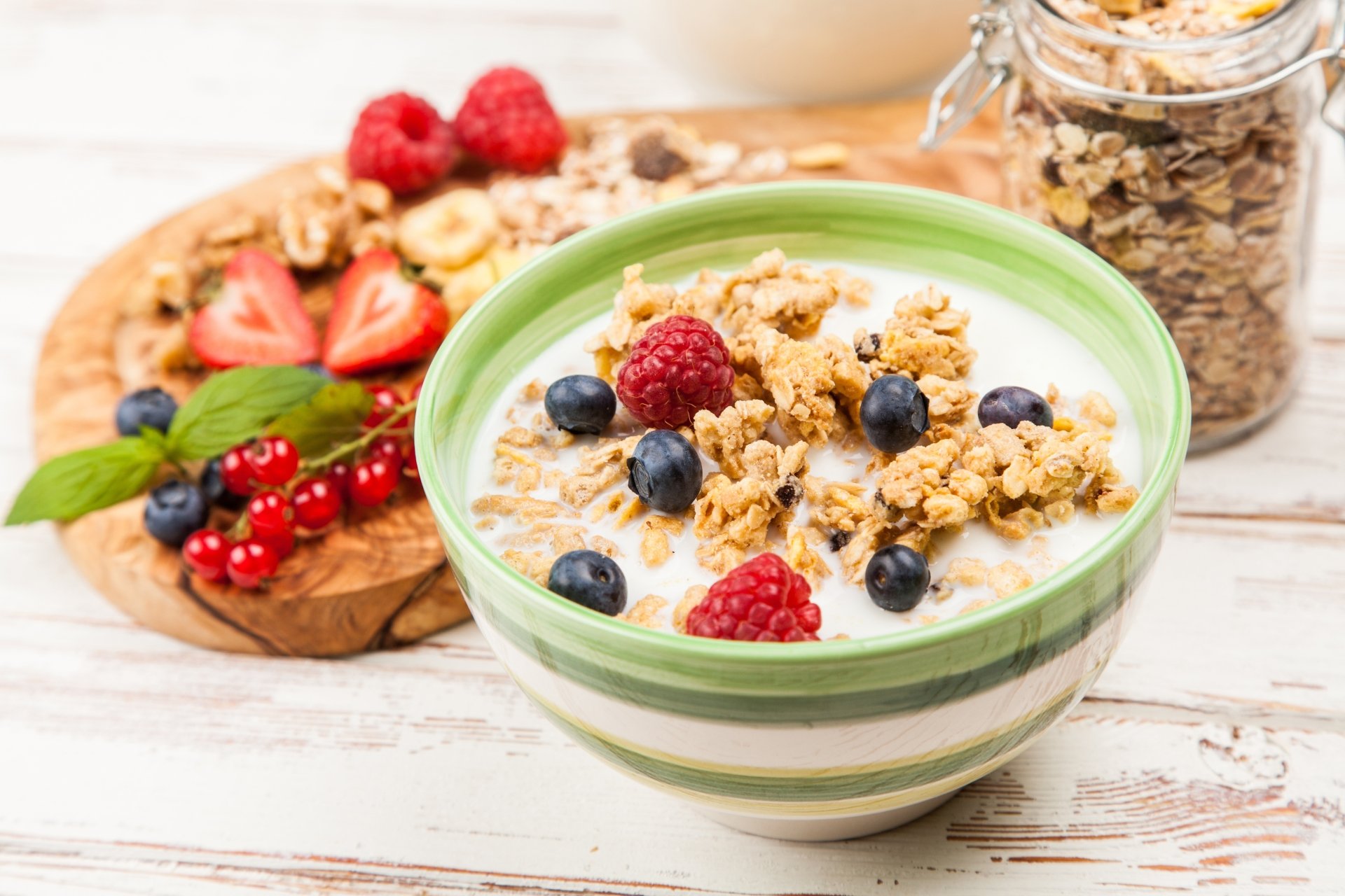 Download Berry Muesli Food Breakfast 4k Ultra HD Wallpaper