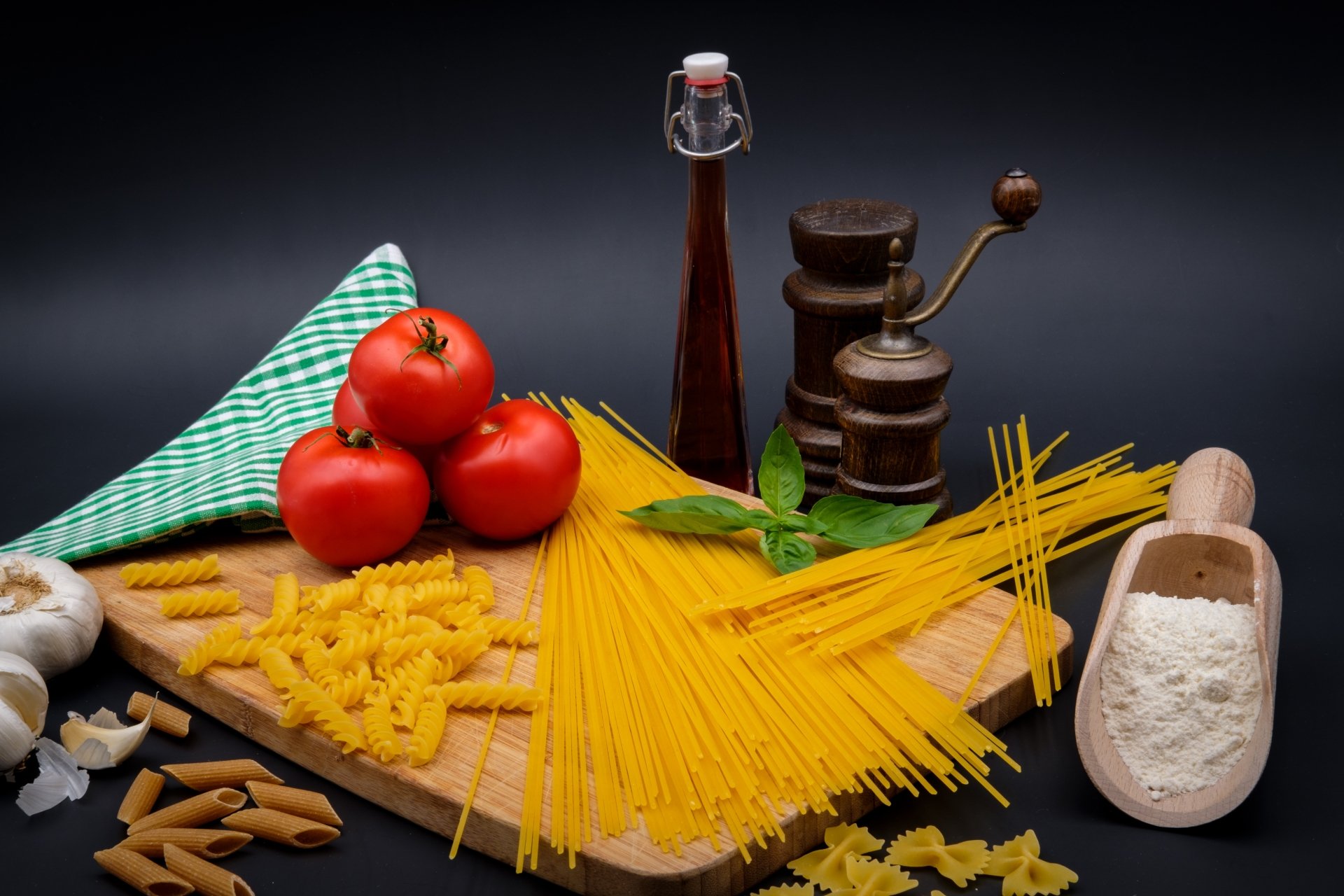 Download Spaghetti Still Life Food Pasta 4k Ultra HD Wallpaper