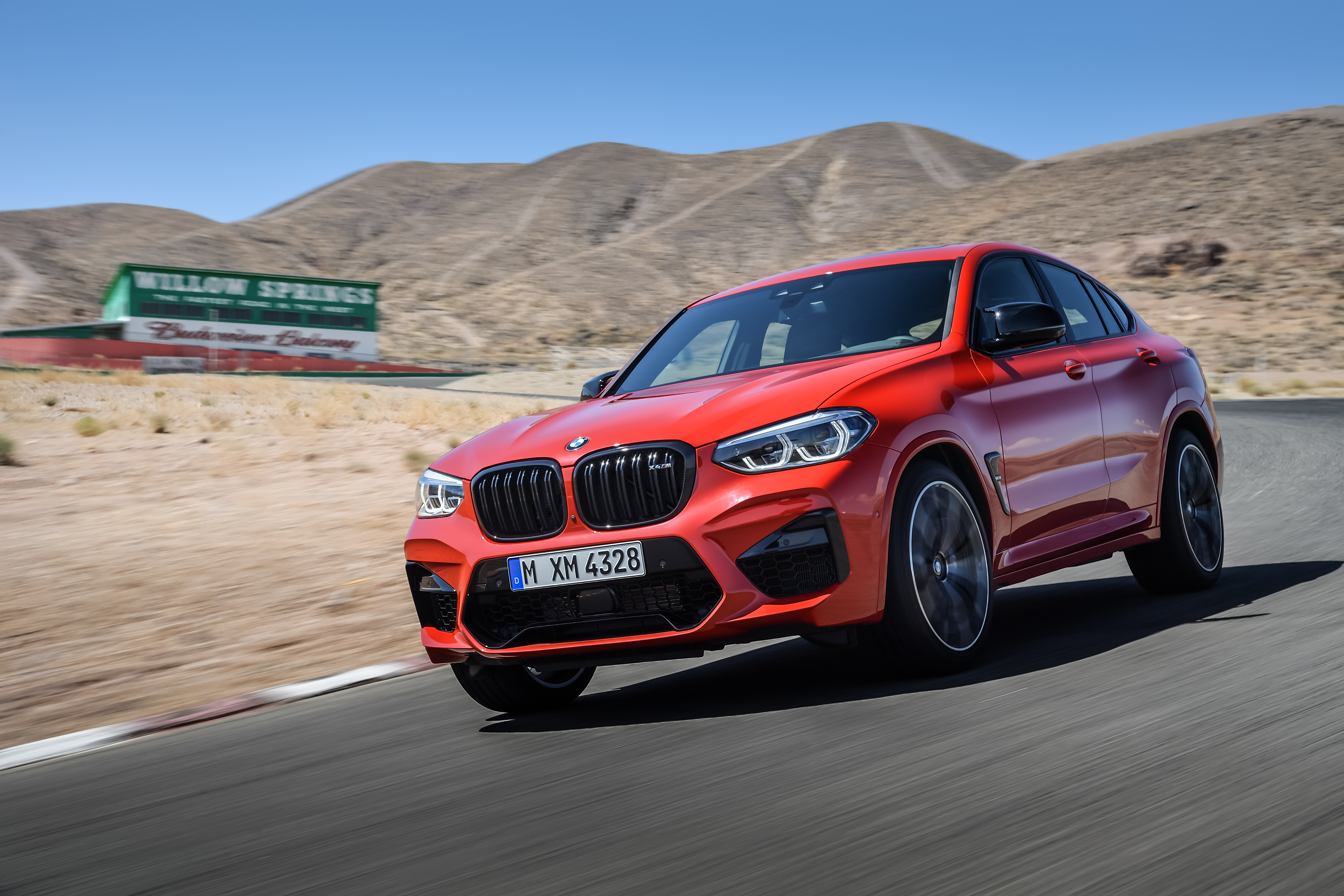 Download SUV Car BMW Vehicle BMW X4 4k Ultra HD Wallpaper