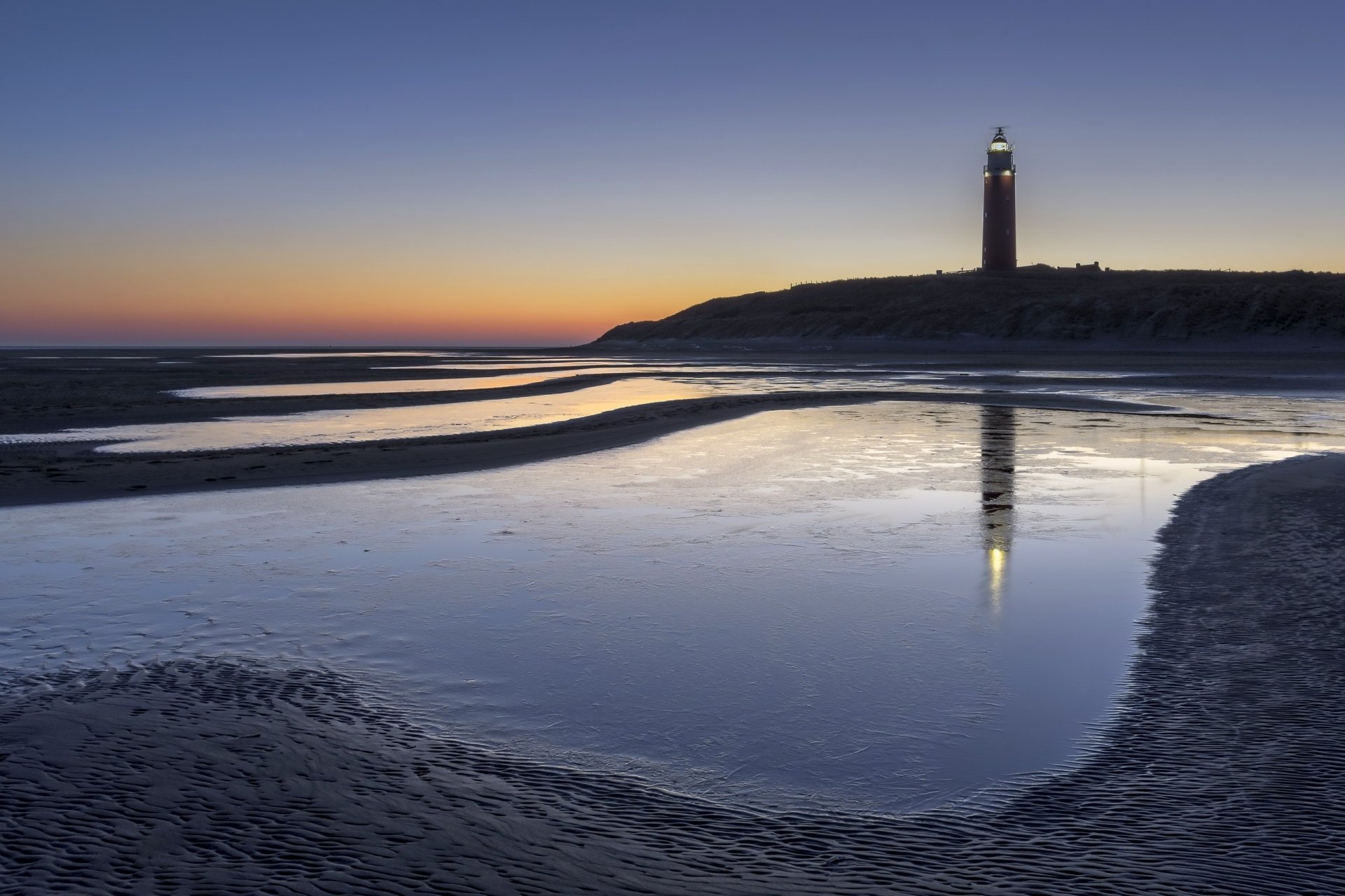 Lighthouse Reflection: Serene Man-Made Beacon at Dusk – HD Wallpaper ...