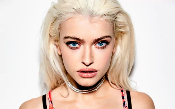 Alice Chater Wallpapers